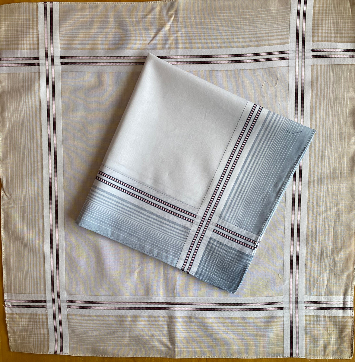 Mens Border F1167-94 per dozen – Rayner Handkerchiefs